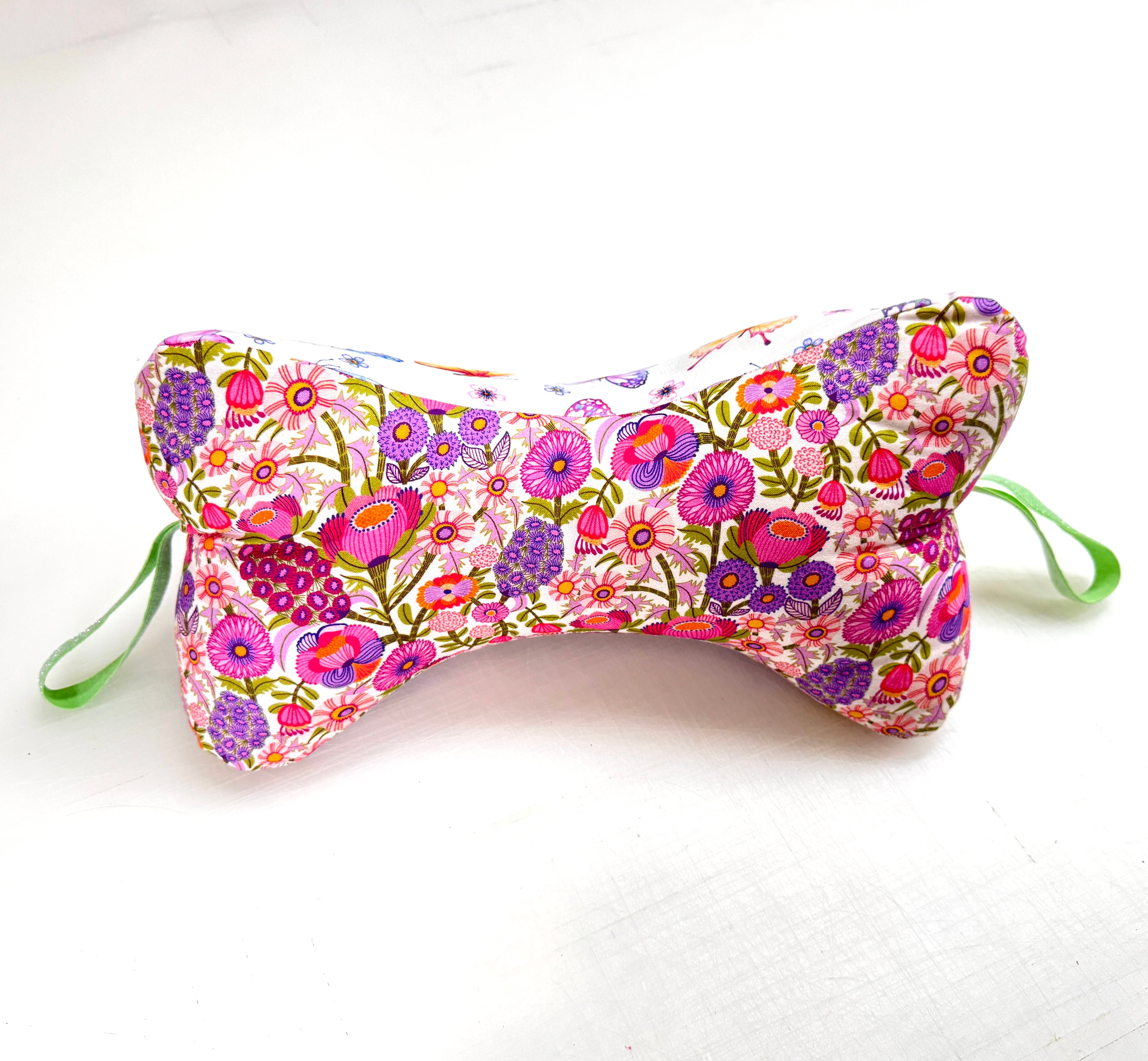 Bone-Shaped Neck Pillow Sewing Pattern | Notches Sewing